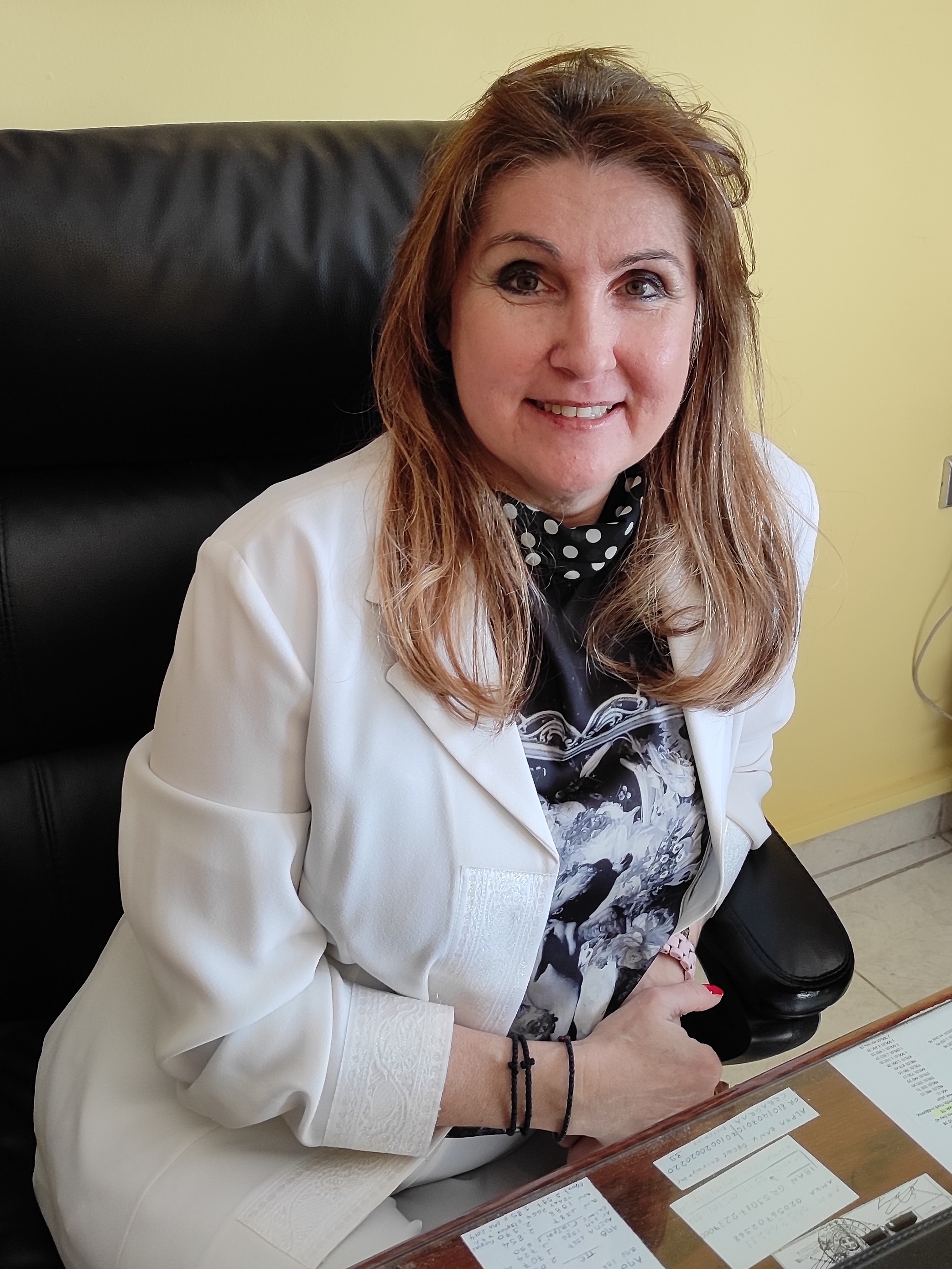 Βιογραφικό – ΕΛΕΝΗ ΧΙΩΤΗ ΠΙΣΤΟΠΟΙΗΜΕΝΗ ΕΡΓΑΤΟΛΟΓΟΣ